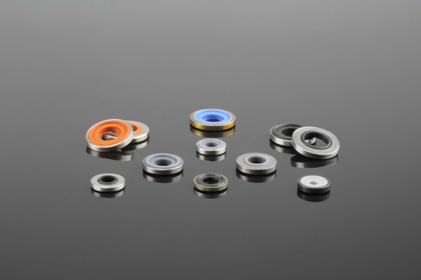 Self-Sealing Washers: Metal Strength with Silicone Seals